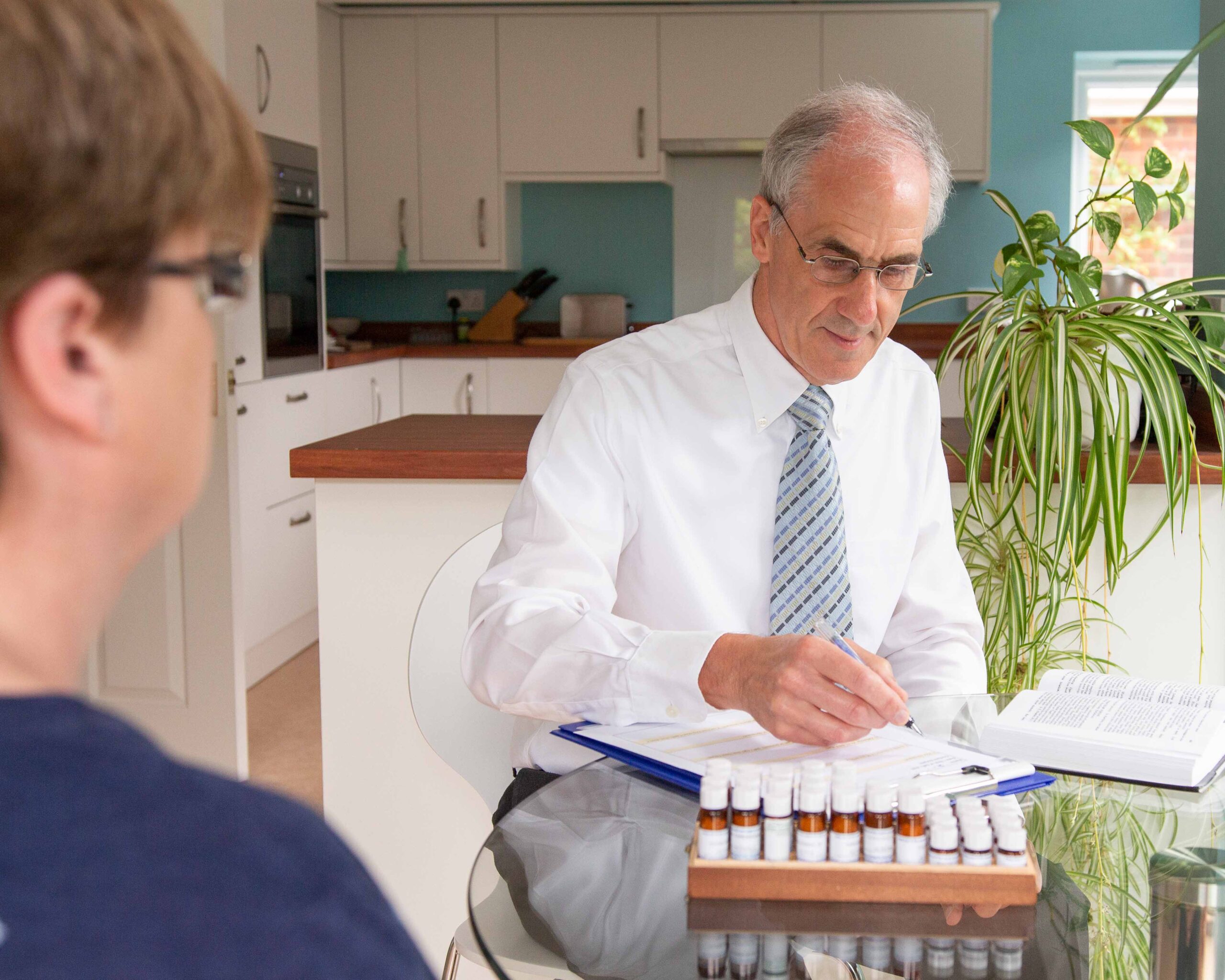What to Expect during a Homeopathic Consultation : Allan Pollock